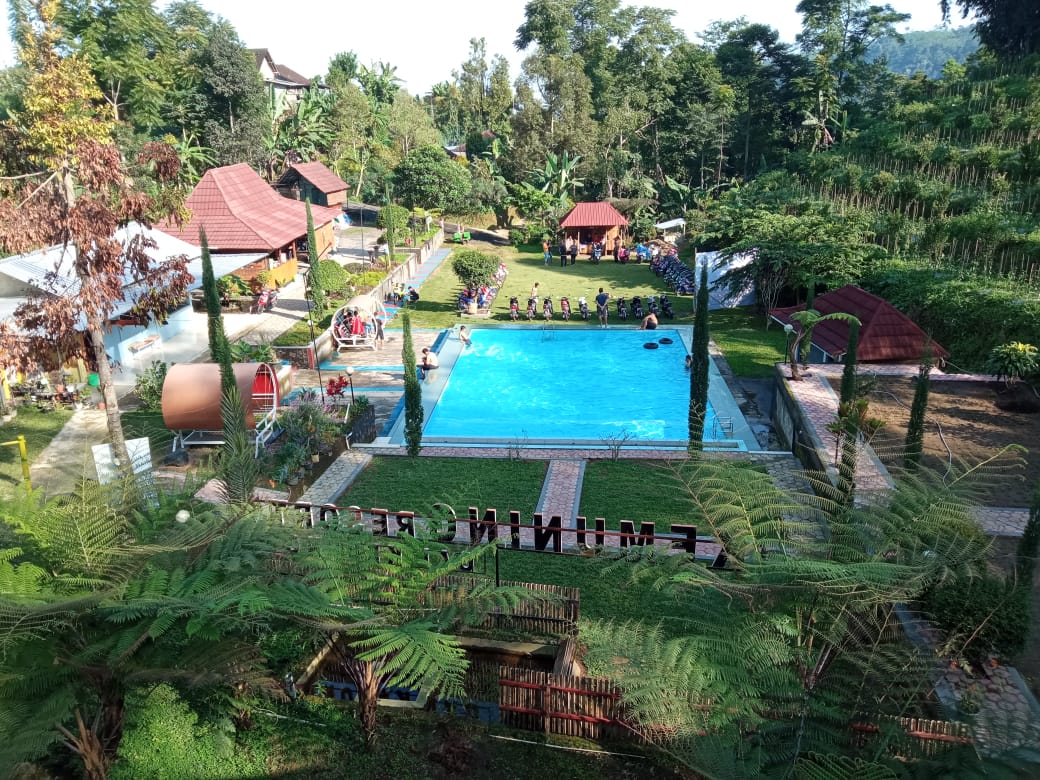 Informasi Villa dan Penginapan di Kemuning 2024